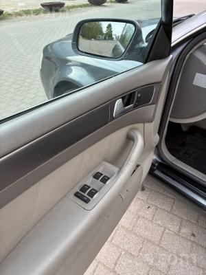Grey Audi A6 2002 in Riga, with an engine capacity of 1.90 L and mileage of 342 thousand km for 2450 €, photo 21 on AUTOMOTO.COM.LV