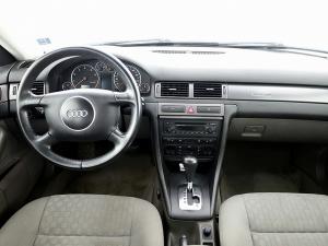 Grey Audi A6 2002 in Tallinn, with an engine capacity of 2.40 L and mileage of 177 thousand km for 899 €, photo 6 on AUTOMOTO.COM.LV
