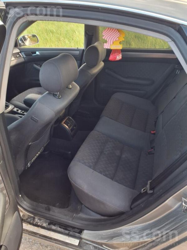 Pelēks Audi A6 2002 Rīga, ar dzinēja tilpumu 2.50 L un nobraukumu 420 tūkst. km par 850 €, foto 10 vietnē AUTOMOTO.COM.LV