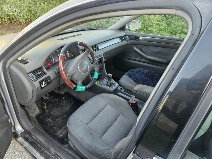 Grey Audi A6 2002 in Vilkaviskis, with an engine capacity of 2.40 L and mileage of 246 thousand km for 600 €, photo 6 on AUTOMOTO.COM.LV