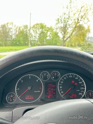 Серый Ауди А6 2003 в Таллин, объемом двигателя 2.50 л и пробегом 300 тыс. км за 1500 €, фото 12 на AUTOMOTO.COM.LV