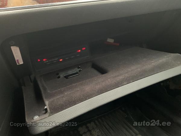 Серый Ауди А6 2004 в Валга, объемом двигателя 3.00 л и пробегом 325 тыс. км за 1950 €, фото 11 на AUTOMOTO.COM.LV