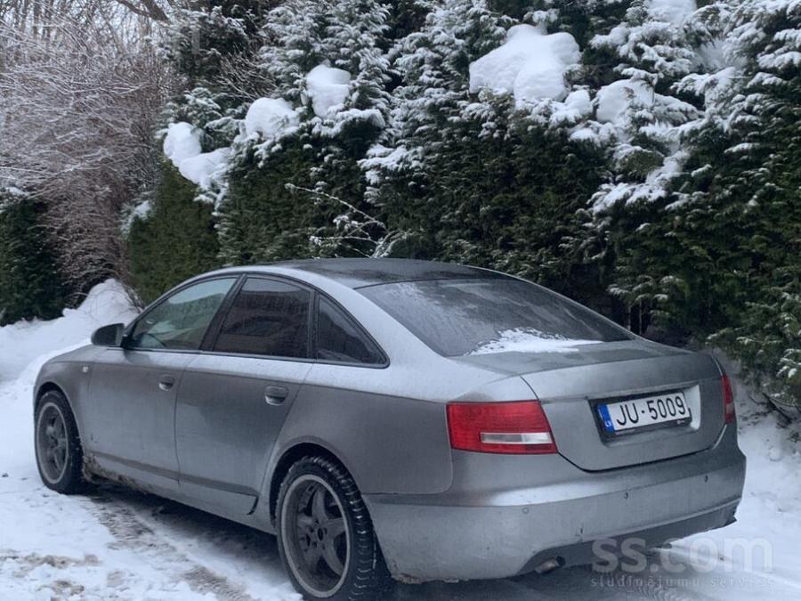 Grey Audi A6 2004 in Riga, with an engine capacity of 3.00 L and mileage of 380 thousand km for 1750 €, photo 4 on AUTOMOTO.COM.LV