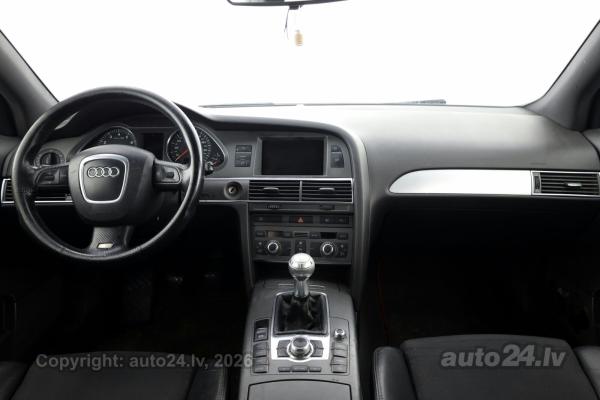 Pelēks Audi A6 2004 Tallina, ar dzinēja tilpumu 2.40 L un nobraukumu 356 tūkst. km par 899 €, foto 5 vietnē AUTOMOTO.COM.LV