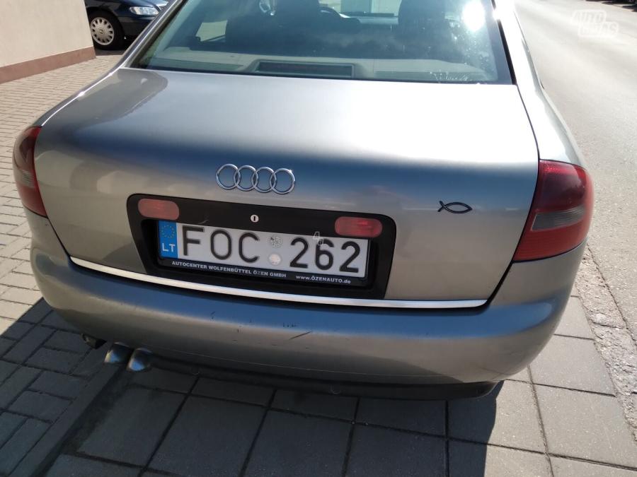 Pelēks Audi A6 2004 Marijampole, ar dzinēja tilpumu 2.50 L un nobraukumu 422 tūkst. km par 1600 €, foto 4 vietnē AUTOMOTO.COM.LV