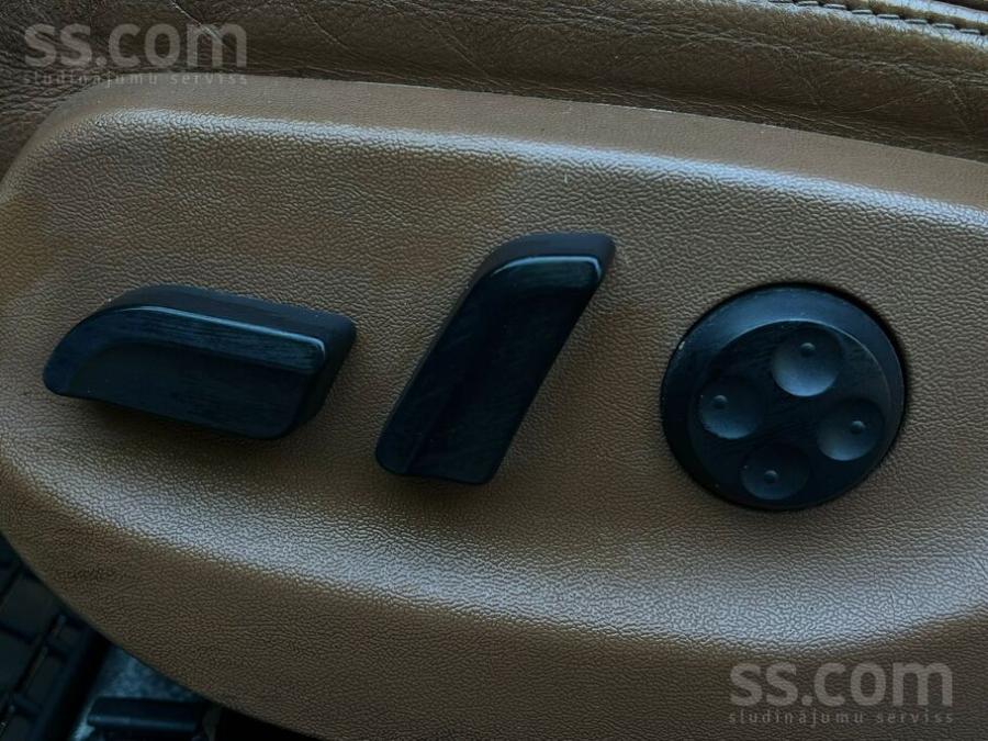 Pelēks Audi A6 2004 Rīga, ar dzinēja tilpumu 3.00 L un nobraukumu 0 tūkst. km par 3399 €, foto 11 vietnē AUTOMOTO.COM.LV