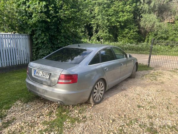 Pelēks Audi A6 2004 Rīga, ar dzinēja tilpumu 3.00 L un nobraukumu 375 tūkst. km par 1200 €, foto 2 vietnē AUTOMOTO.COM.LV