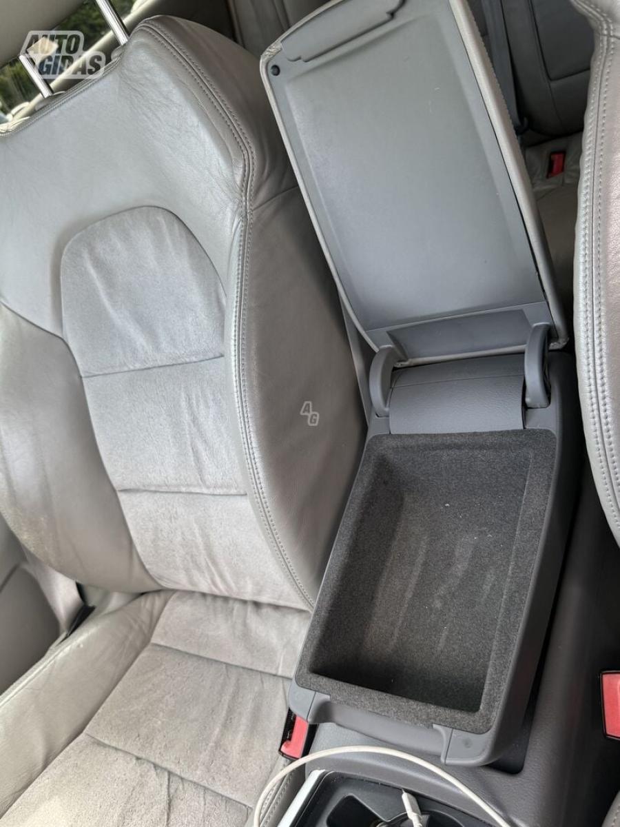 Pelēks Audi A6 2004 Viļņa, ar dzinēja tilpumu 3.00 L un nobraukumu 371 tūkst. km par 3000 €, foto 15 vietnē AUTOMOTO.COM.LV
