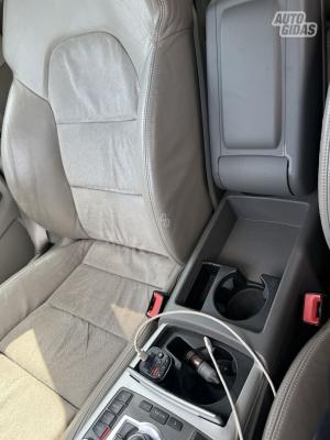 Pelēks Audi A6 2004 Viļņa, ar dzinēja tilpumu 3.00 L un nobraukumu 371 tūkst. km par 3000 €, foto 16 vietnē AUTOMOTO.COM.LV