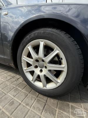 Pelēks Audi A6 2004 Viļņa, ar dzinēja tilpumu 3.00 L un nobraukumu 371 tūkst. km par 3000 €, foto 22 vietnē AUTOMOTO.COM.LV