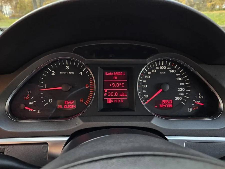 Grey Audi A6 2004 in Jekabpils, with an engine capacity of 3.00 L and mileage of 325 thousand km for 3650 €, photo 28 on AUTOMOTO.COM.LV