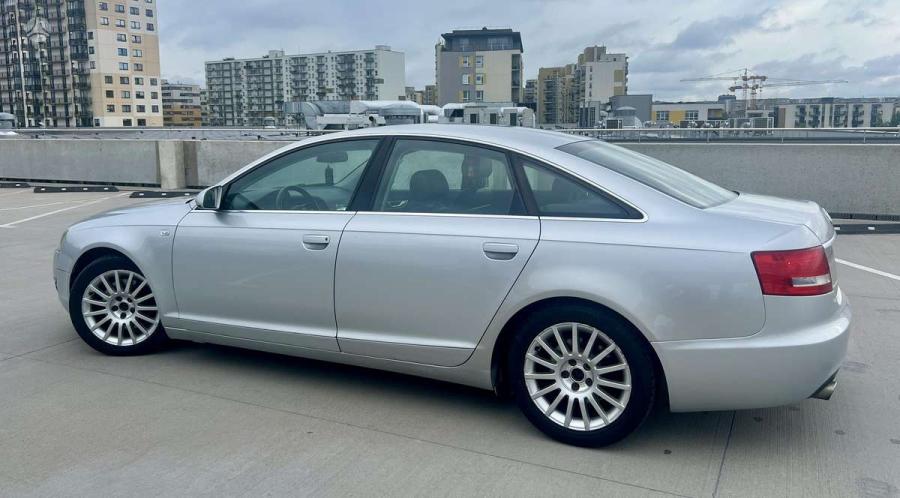 Grey Audi A6 2004 in Vilnius, with an engine capacity of 3.12 L and mileage of 280 thousand km for 1950 €, photo 5 on AUTOMOTO.COM.LV