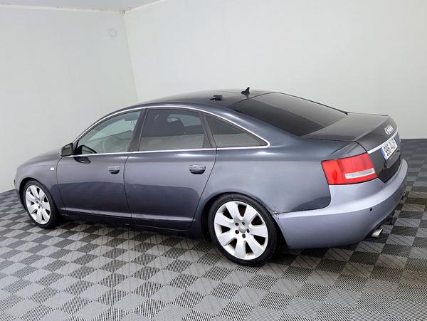 Grey Audi A6 2004 in Tallinn, with an engine capacity of 2.40 L and mileage of 356 thousand km for 599 €, photo 4 on AUTOMOTO.COM.LV