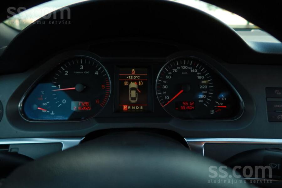 Pelēks Audi A6 2004 Daugavpils, ar dzinēja tilpumu 3.00 L un nobraukumu 331 tūkst. km par 2500 €, foto 7 vietnē AUTOMOTO.COM.LV
