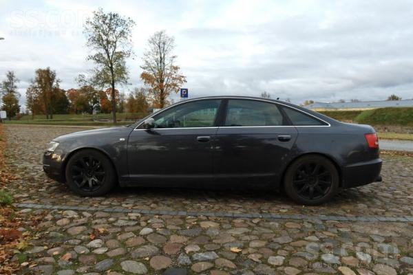 Pelēks Audi A6 2004 Daugavpils, ar dzinēja tilpumu 3.00 L un nobraukumu 331 tūkst. km par 2500 €, foto 2 vietnē AUTOMOTO.COM.LV