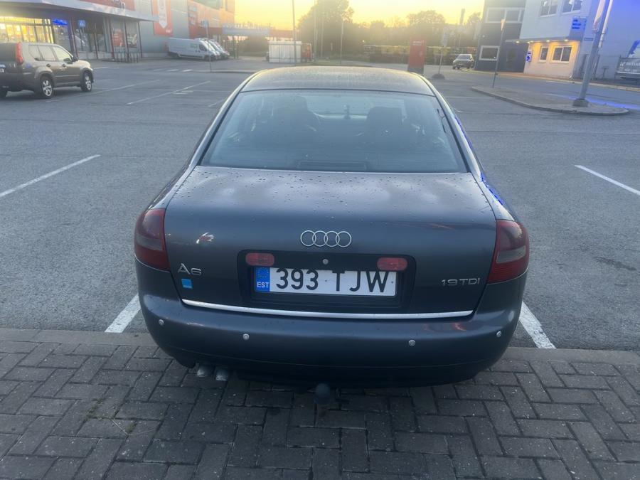 Pelēks Audi A6 2004 Tallina, ar dzinēja tilpumu 1.90 L un nobraukumu 355 tūkst. km par 1800 €, foto 7 vietnē AUTOMOTO.COM.LV
