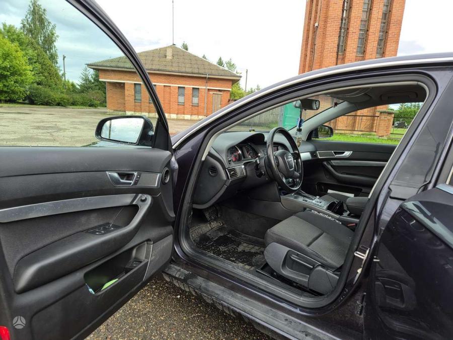 Grey Audi A6 2004 in Joniskis, with an engine capacity of 2.97 L and mileage of 315 thousand km for 2650 €, photo 13 on AUTOMOTO.COM.LV