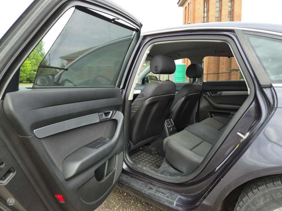 Grey Audi A6 2004 in Joniskis, with an engine capacity of 2.97 L and mileage of 315 thousand km for 2650 €, photo 14 on AUTOMOTO.COM.LV