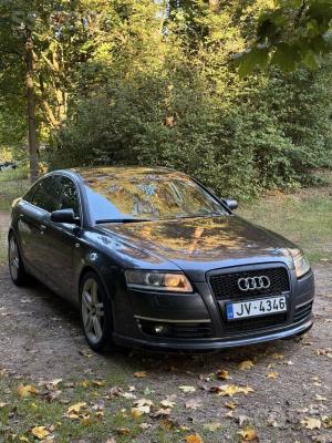 Pelēks Audi A6 2004 Rīga, ar dzinēja tilpumu 3.00 L un nobraukumu 394 tūkst. km par 2800 €, foto  vietnē AUTOMOTO.COM.LV