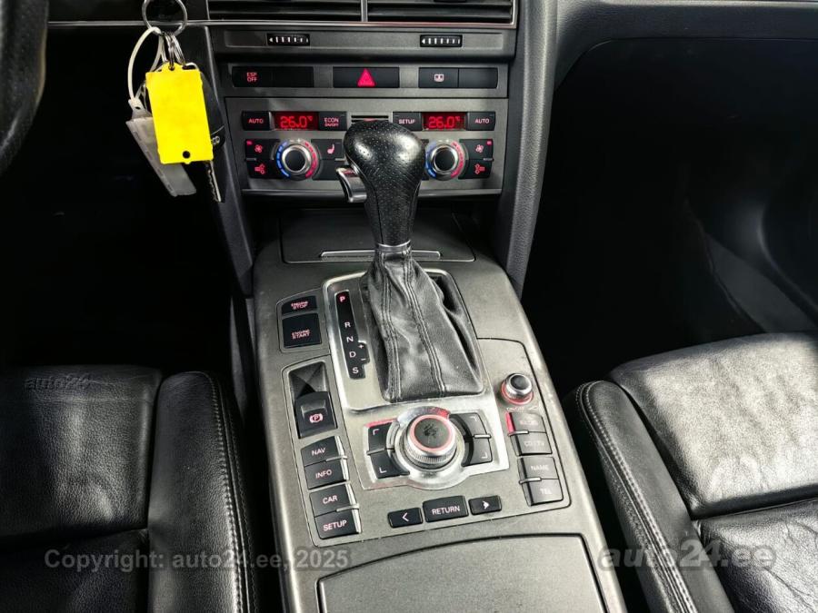 Pelēks Audi A6 2005 Viljandi, ar dzinēja tilpumu 3.00 L un nobraukumu 253 tūkst. km par 5190 €, foto 7 vietnē AUTOMOTO.COM.LV