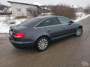 Pelēks Audi A6 2005 Ariogala, ar dzinēja tilpumu 3.00 L un nobraukumu 345 tūkst. km par 1550 €, foto 6 vietnē AUTOMOTO.COM.LV