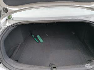 Pelēks Audi A6 2005 Utena, ar dzinēja tilpumu 2.70 L un nobraukumu 393 tūkst. km par 1950 €, foto 17 vietnē AUTOMOTO.COM.LV