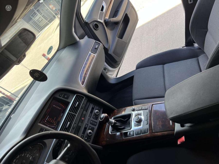 Серый Ауди А6 2005 в Вильнюс, объемом двигателя 2.70 л и пробегом 350 тыс. км за 1550 €, фото 34 на AUTOMOTO.COM.LV