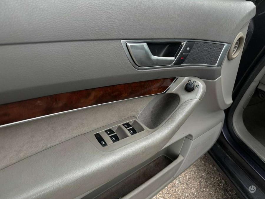 Pelēks Audi A6 2005 Viļņa, ar dzinēja tilpumu 1.97 L un nobraukumu 260 tūkst. km par 1999 €, foto 14 vietnē AUTOMOTO.COM.LV