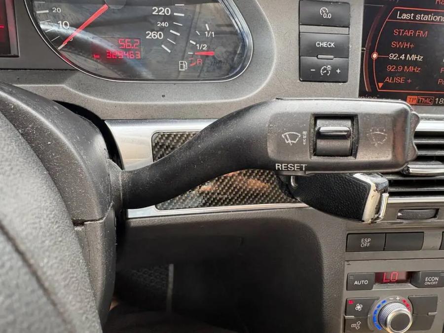 Pelēks Audi A6 2005 Daugavpils, ar dzinēja tilpumu 2.00 L un nobraukumu 329 tūkst. km par 2950 €, foto 15 vietnē AUTOMOTO.COM.LV