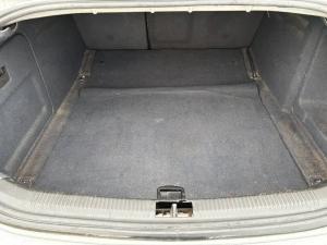 Pelēks Audi A6 2005 Daugavpils, ar dzinēja tilpumu 2.00 L un nobraukumu 329 tūkst. km par 2950 €, foto 25 vietnē AUTOMOTO.COM.LV