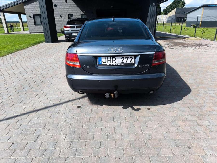 Grey Audi A6 2005 in Marijampole, with an engine capacity of 1.97 L and mileage of 306 thousand km for 2500 €, photo 5 on AUTOMOTO.COM.LV