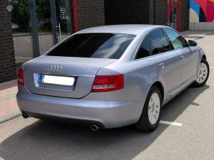 Grey Audi A6 2005 in Klaipeda, with an engine capacity of 2.39 L and mileage of 215 thousand km for 2550 €, photo 5 on AUTOMOTO.COM.LV