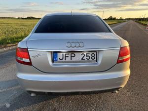 Pelēks Audi A6 2005 Jurbarkas, ar dzinēja tilpumu 3.00 L un nobraukumu 346 tūkst. km par 3000 €, foto 4 vietnē AUTOMOTO.COM.LV