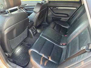 Pelēks Audi A6 2005 Jurbarkas, ar dzinēja tilpumu 3.00 L un nobraukumu 346 tūkst. km par 3000 €, foto 14 vietnē AUTOMOTO.COM.LV