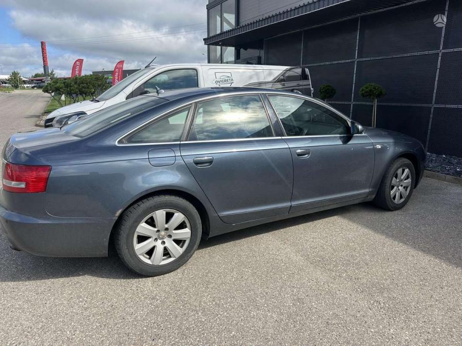 Grey Audi A6 2005 in Vilnius, with an engine capacity of 2.97 L and mileage of 317 thousand km for 2300 €, photo 4 on AUTOMOTO.COM.LV