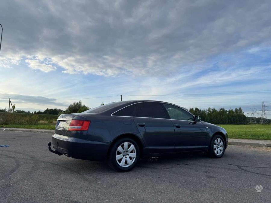Grey Audi A6 2005 in Panevezys, with an engine capacity of 1.97 L and mileage of 271 thousand km for 1199 €, photo 6 on AUTOMOTO.COM.LV