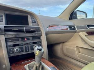Grey Audi A6 2005 in Panevezys, with an engine capacity of 1.97 L and mileage of 271 thousand km for 1199 €, photo 12 on AUTOMOTO.COM.LV