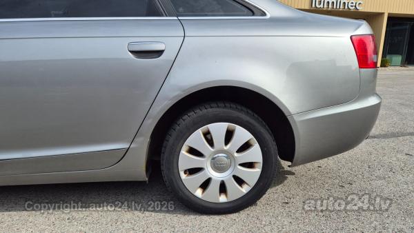 Pelēks Audi A6 2005 Tallina, ar dzinēja tilpumu 3.10 L un nobraukumu 147 tūkst. km par 3490 €, foto 11 vietnē AUTOMOTO.COM.LV