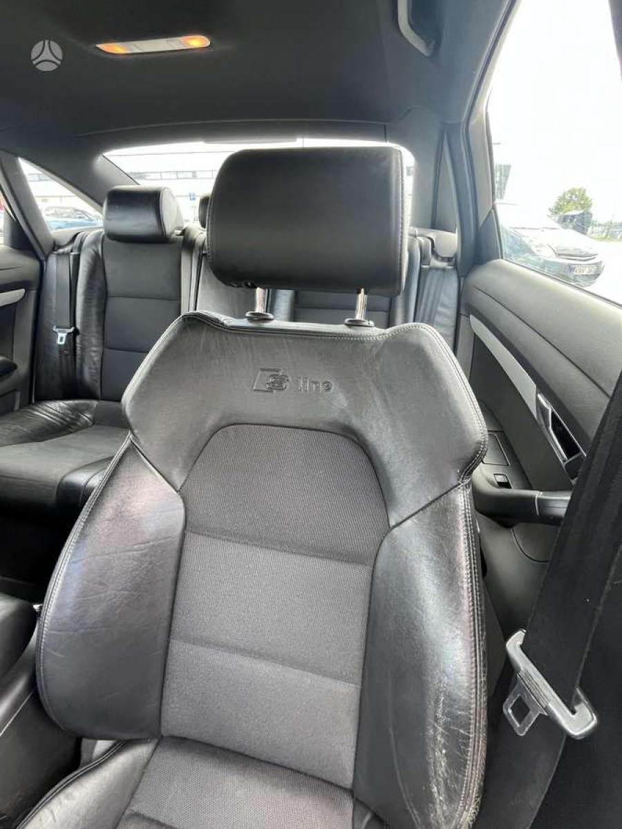 Pelēks Audi A6 2005 Viļņa, ar dzinēja tilpumu 2.39 L un nobraukumu 226 tūkst. km par 2100 €, foto 10 vietnē AUTOMOTO.COM.LV