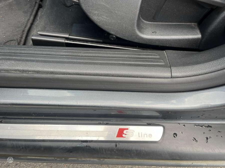 Pelēks Audi A6 2005 Viļņa, ar dzinēja tilpumu 2.39 L un nobraukumu 226 tūkst. km par 2100 €, foto 11 vietnē AUTOMOTO.COM.LV