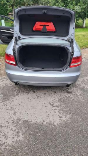 Grey Audi A6 2005 in Siauliai, with an engine capacity of 2.00 L and mileage of 247 thousand km for 2300 €, photo 7 on AUTOMOTO.COM.LV