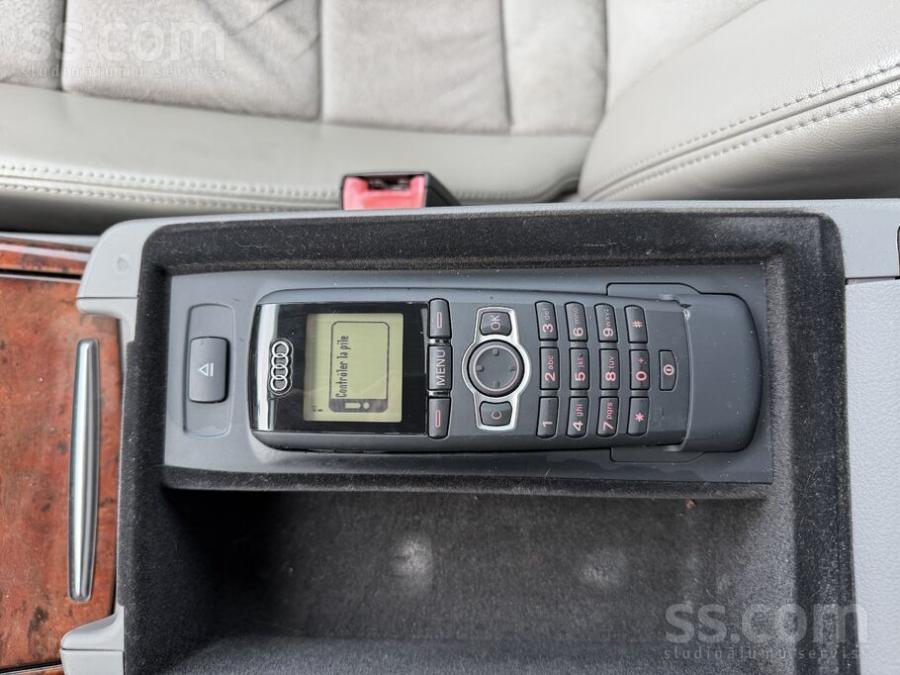 Серый Ауди А6 2005 в Рига, объемом двигателя 3.00 л и пробегом 304 тыс. км за 2450 €, фото 10 на AUTOMOTO.COM.LV
