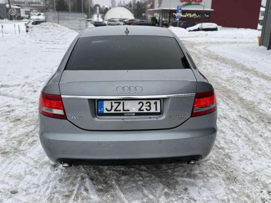 Grey Audi A6 2006 in Vilnius, with an engine capacity of 2.97 L and mileage of 452 thousand km for 2350 €, photo 5 on AUTOMOTO.COM.LV