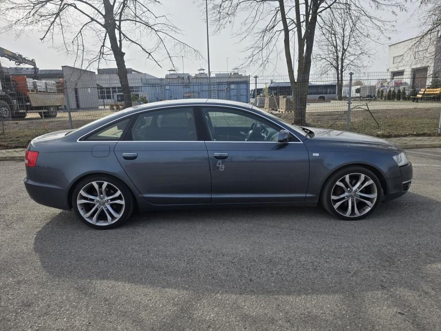 Grey Audi A6 2006 in Marijampole, with an engine capacity of 3.00 L and mileage of 242 thousand km for 2350 €, photo 4 on AUTOMOTO.COM.LV