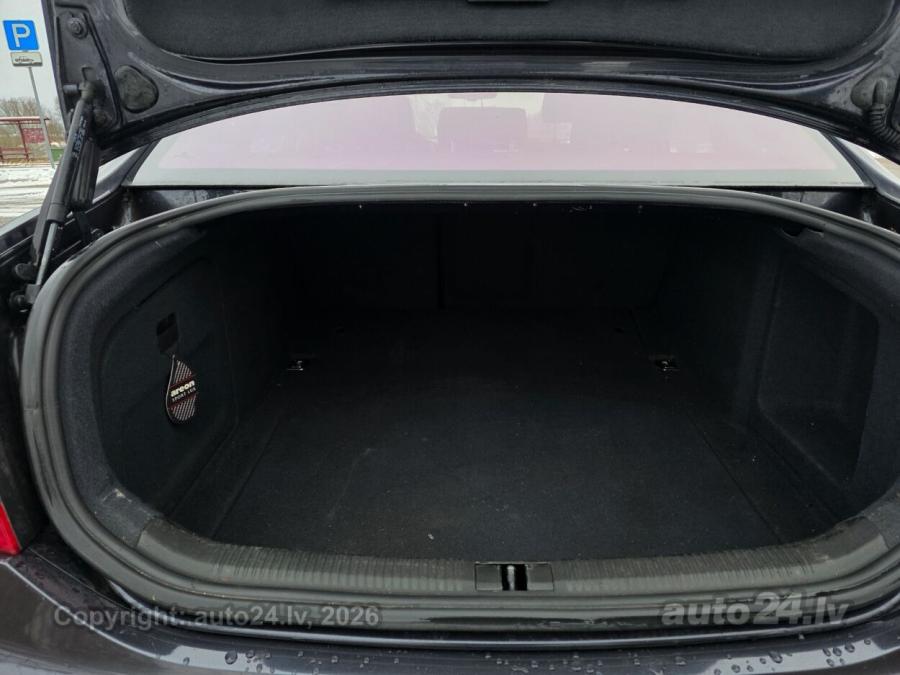 Grey Audi A6 2006 in Daugavpils, with an engine capacity of 3.00 L and mileage of 355 thousand km for 4100 €, photo 9 on AUTOMOTO.COM.LV