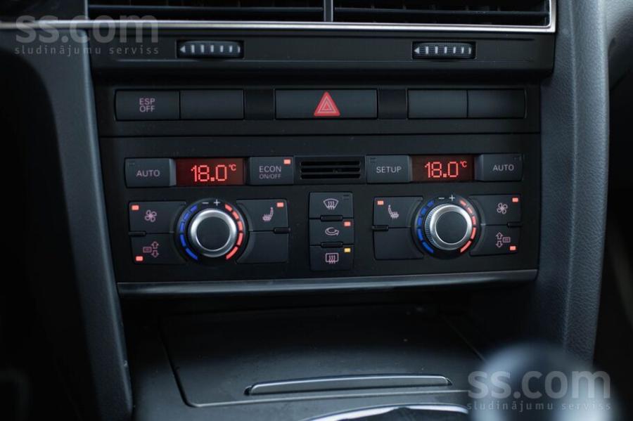 Pelēks Audi A6 2006 Rīga, ar dzinēja tilpumu 3.00 L un nobraukumu 311 tūkst. km par 4490 €, foto 19 vietnē AUTOMOTO.COM.LV