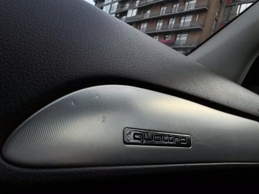 Grey Audi A6 2006 in Riga, with an engine capacity of 3.00 L and mileage of 355 thousand km for 3490 €, photo 10 on AUTOMOTO.COM.LV