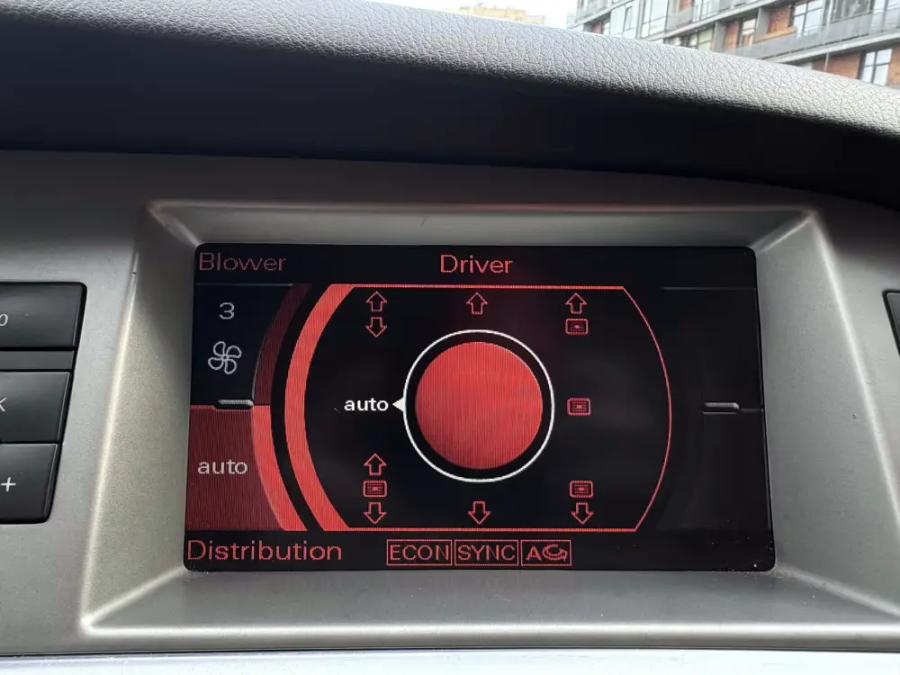 Grey Audi A6 2006 in Riga, with an engine capacity of 3.00 L and mileage of 355 thousand km for 3490 €, photo 11 on AUTOMOTO.COM.LV
