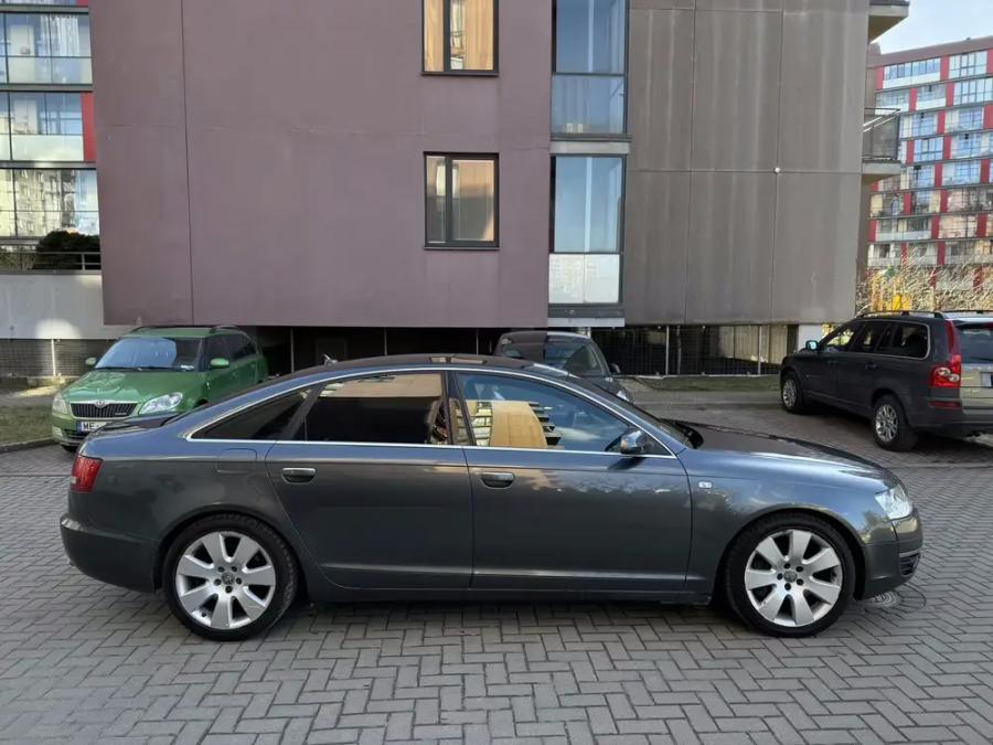 Grey Audi A6 2006 in Riga, with an engine capacity of 3.00 L and mileage of 318 thousand km for 3190 €, photo 4 on AUTOMOTO.COM.LV