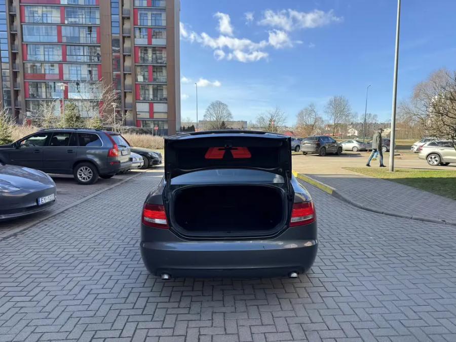 Grey Audi A6 2006 in Riga, with an engine capacity of 3.00 L and mileage of 318 thousand km for 3190 €, photo 7 on AUTOMOTO.COM.LV